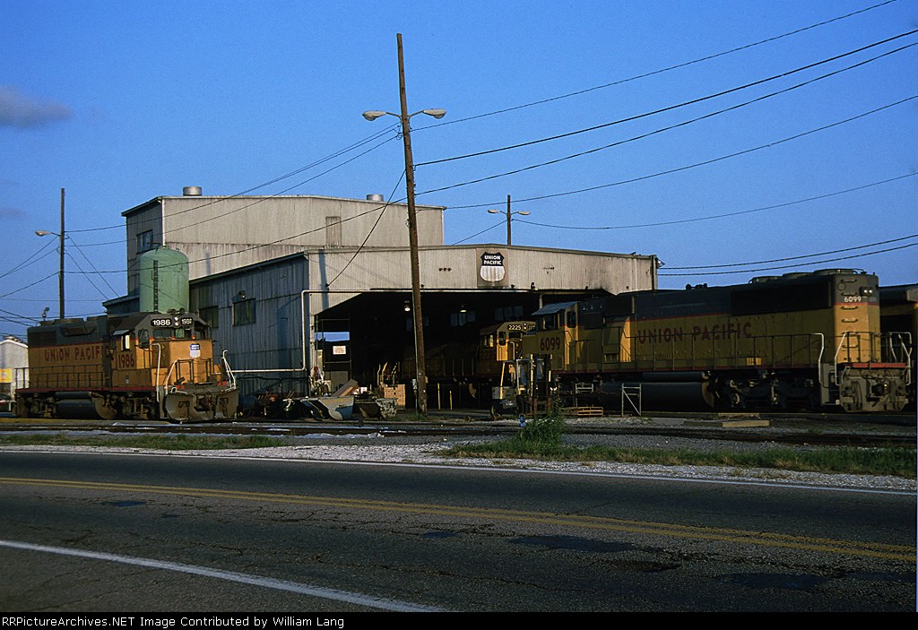 UP Avondale Engine Terminal